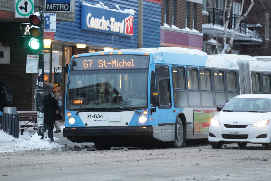 Austérité et nouveaux uniformes à la STM