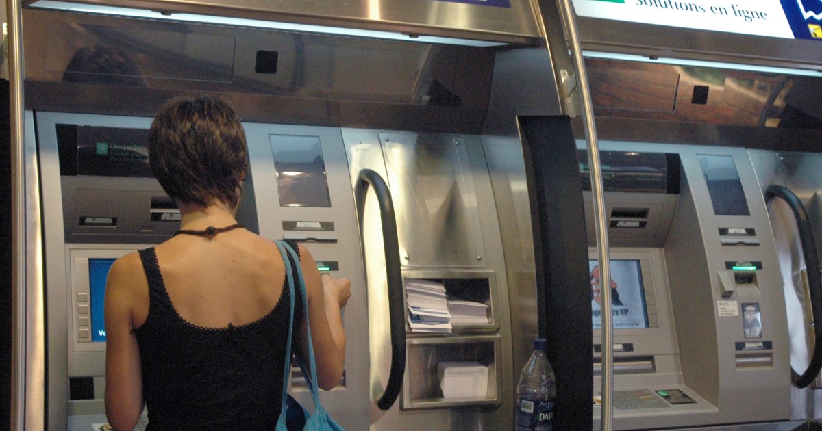 Frais de retrait bancaire: le NPD veut sévir