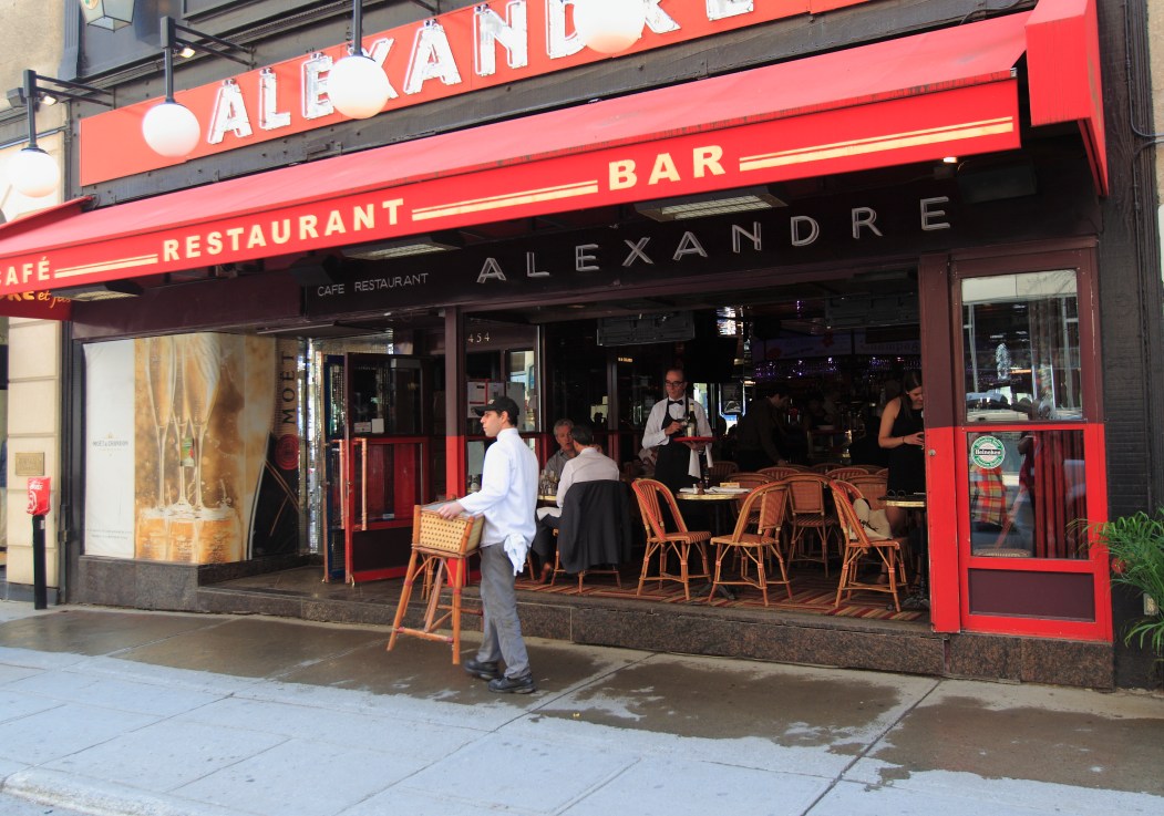La terrasse du restaurant Chez Alexandre fermée