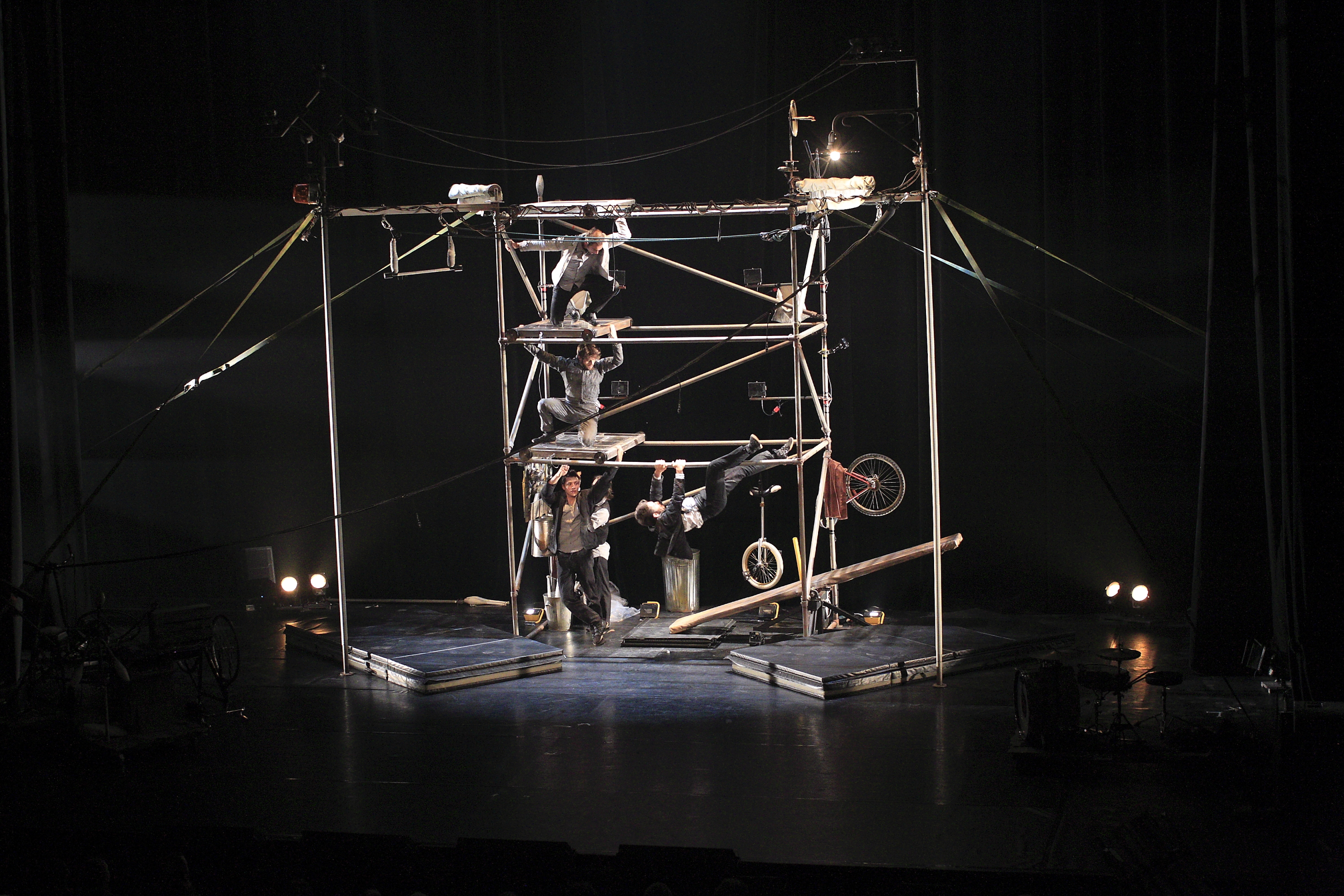 Montréal complètement cirque: une Machine réglée au quart de tour