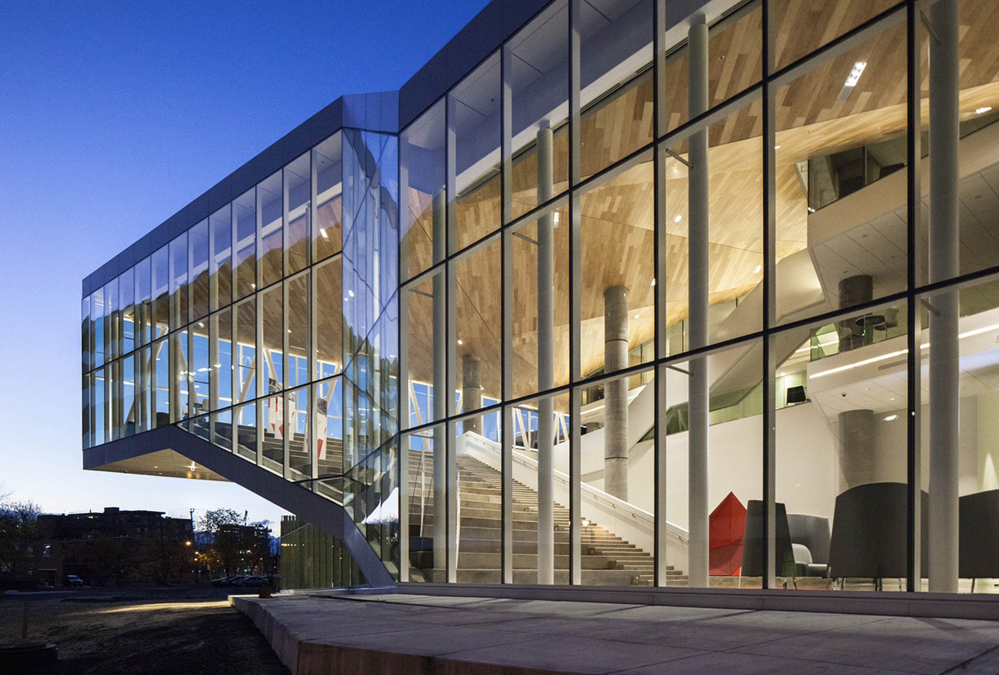 L’ÉTS s’offre (enfin) un campus