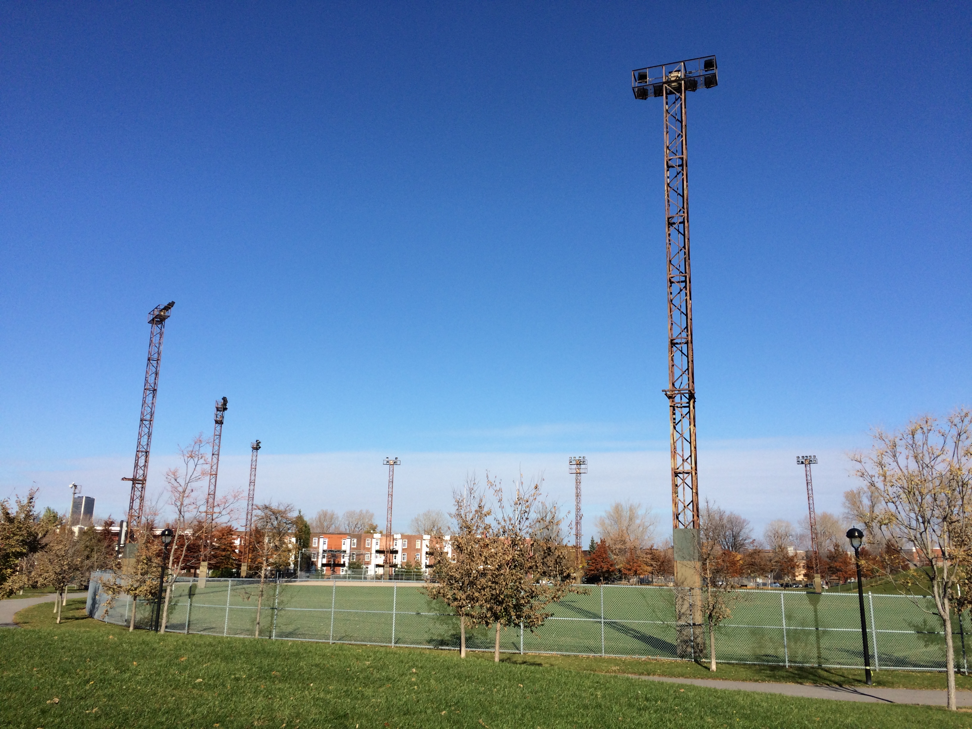 Les tours d'éclairage du parc Le Ber seront démolies