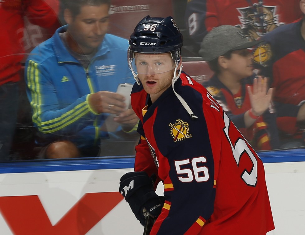 Hockey: un premier match dans la LNH pour Michael Matheson