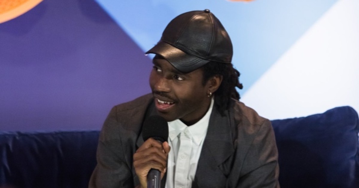 Les airs doux de Dev Hynes