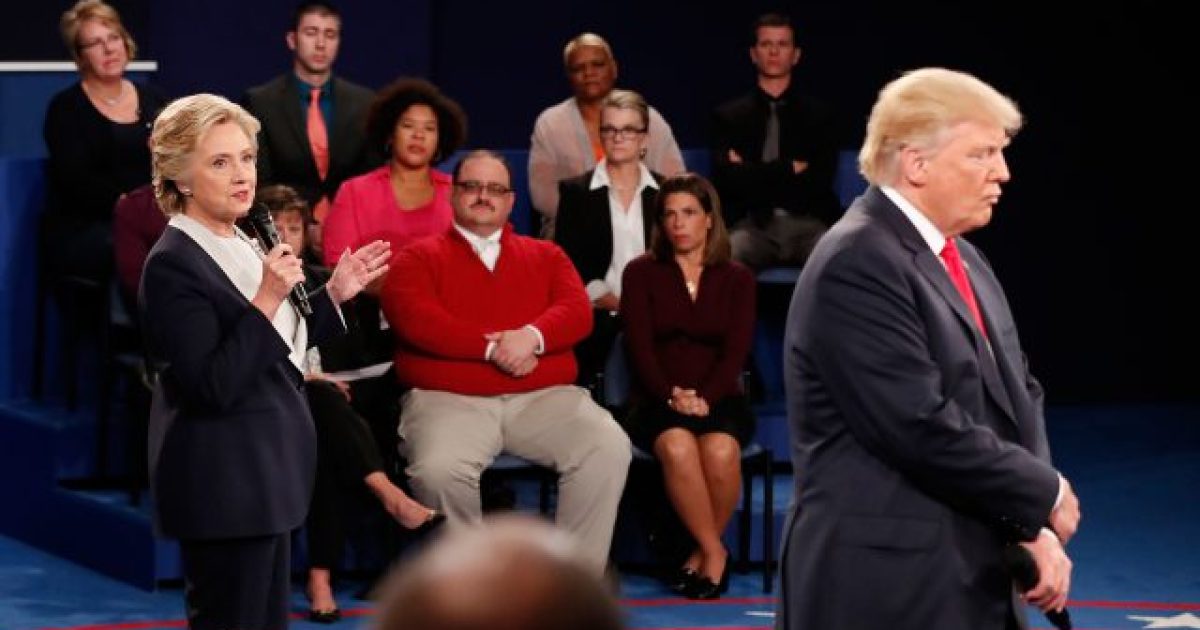 Qui est Kenneth Bone?