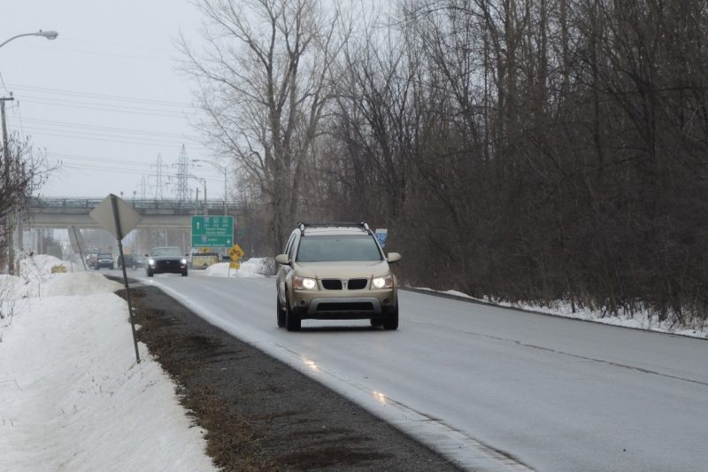 Kahnawake souhaite interdire l’accès à la route 207 le matin aux non ...