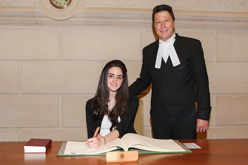 Assermentation d'Emmanuella Lambropoulos