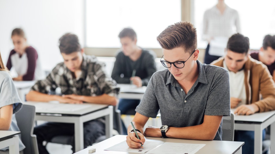 Cinq choses à savoir sur les examens du ministère