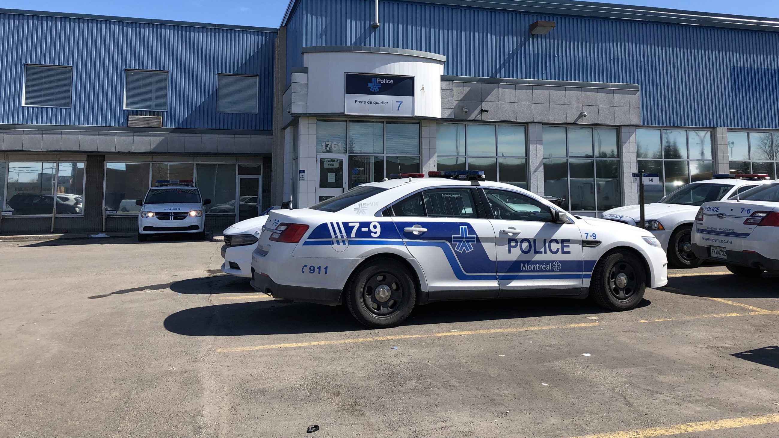 COVID-19: parcs et commerces surveillés de près par le PDQ 7