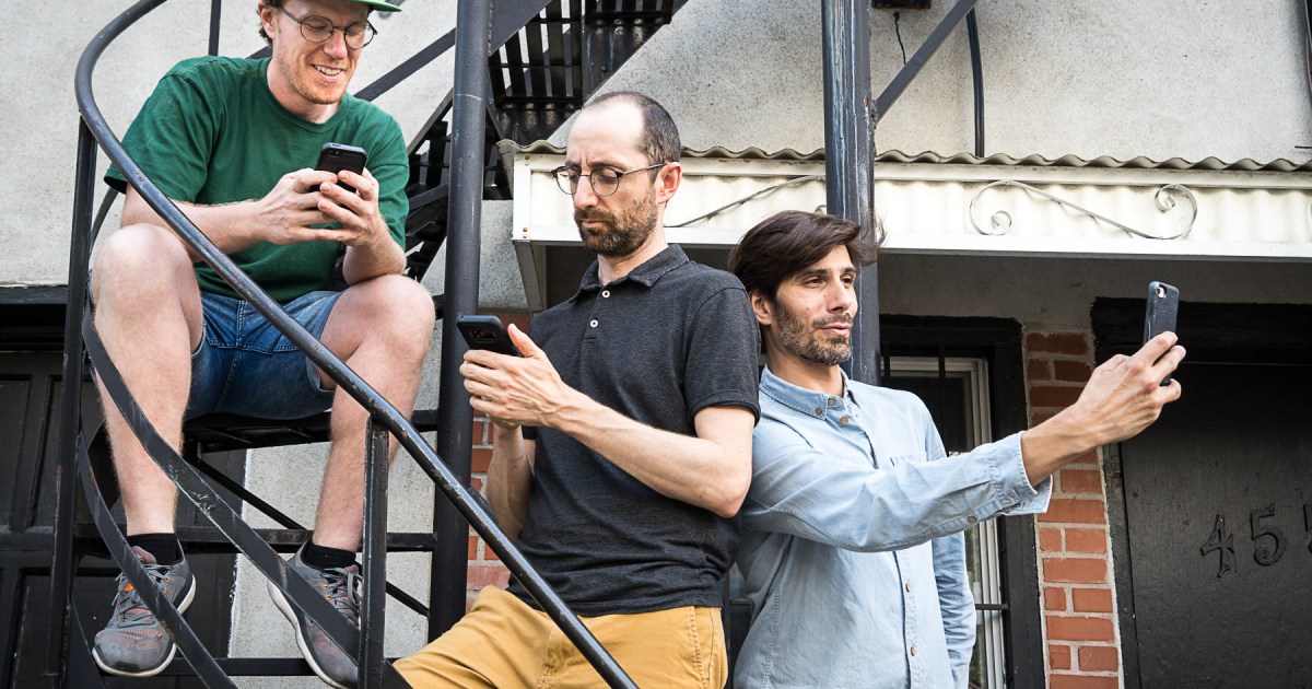 Deux pièces pour Étienne Pilon: être tout, partout