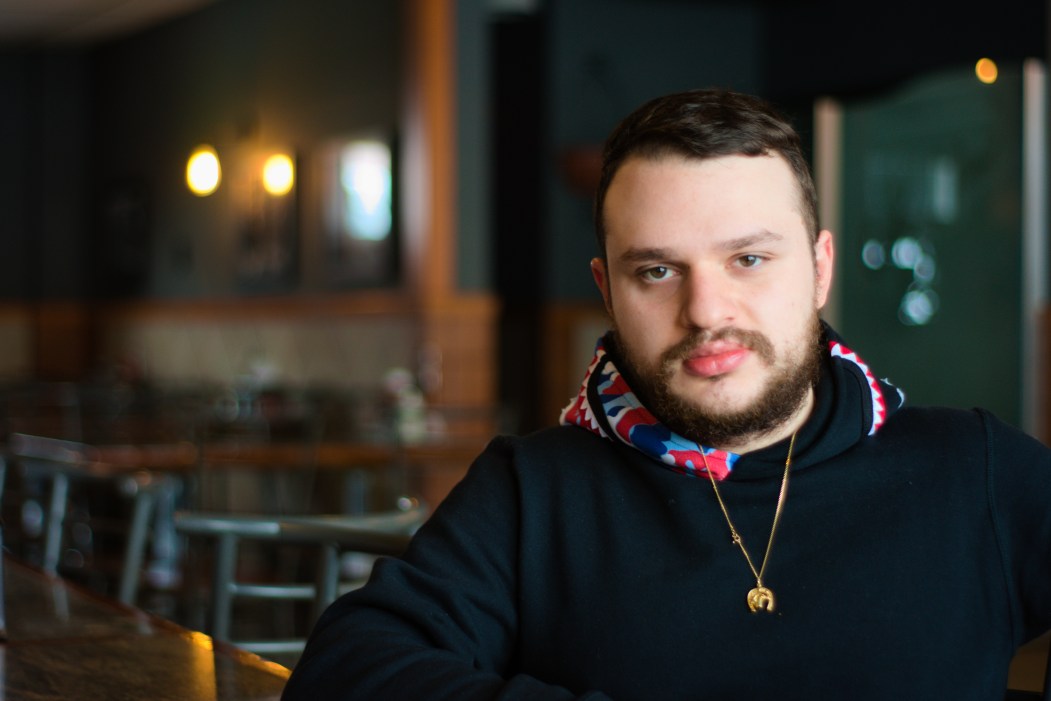 Rowjay : ouvrir les frontières grâce au rap