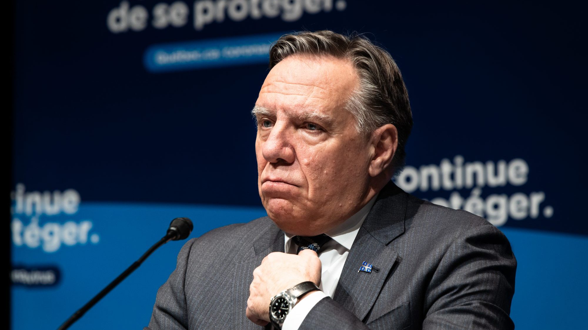 COVID-19: Legault convoque d'urgence un point de presse inhabituel