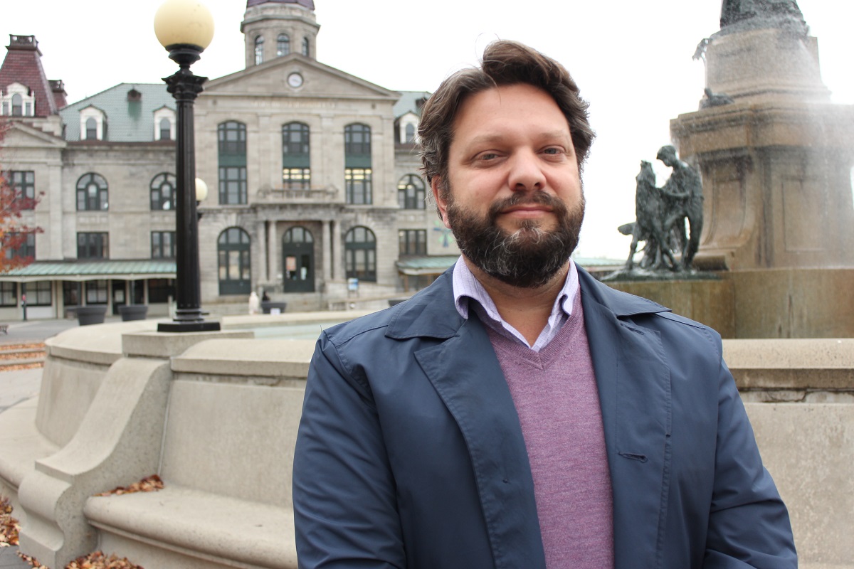 Réal Ménard qualifie Éric Alan Caldwell de «touriste»