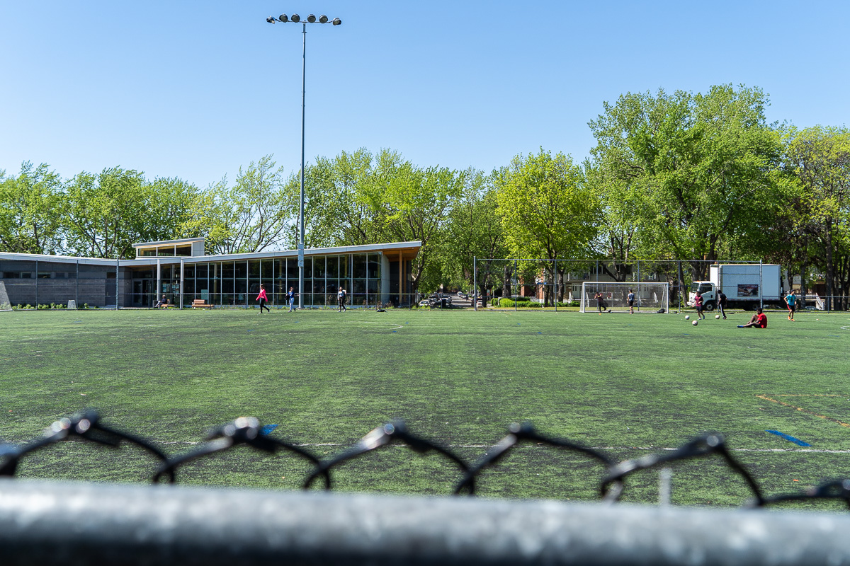 Le parc Henri-Bourassa et la place de l’Espoir