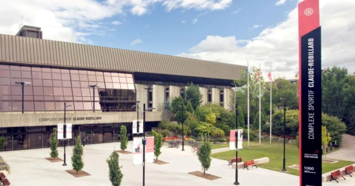 Le complexe sportif Claude-Robillard change son panneau d’affichage