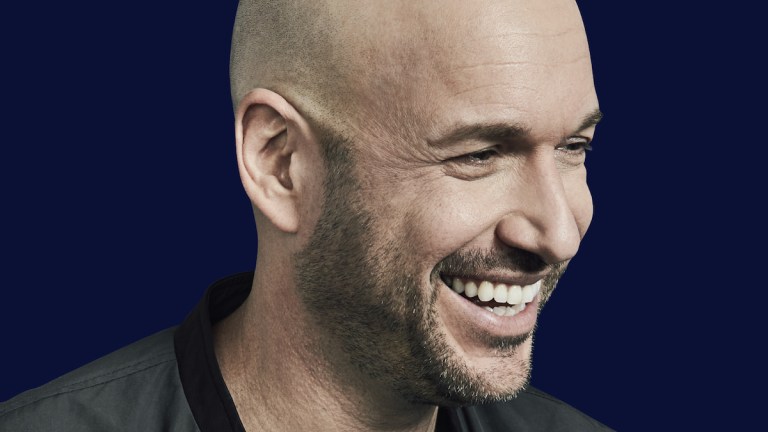 Martin Matte à la barre d’un talk-show à l’automne 2023