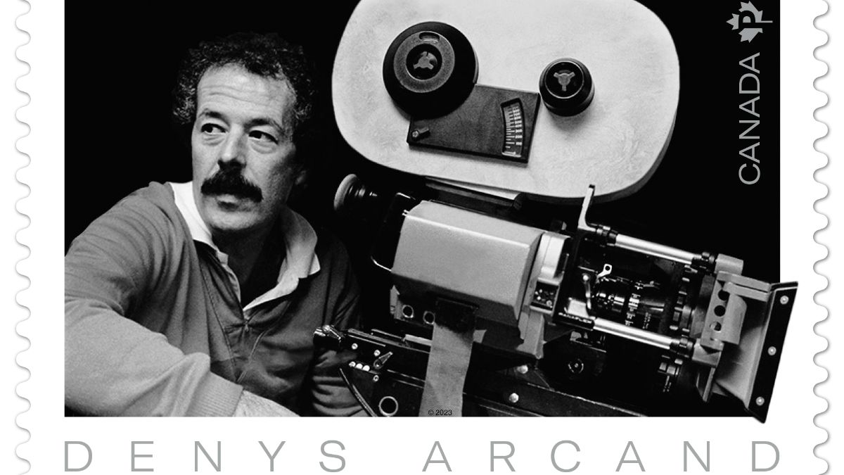 Un nouveau timbre rend hommage à Denys Arcand