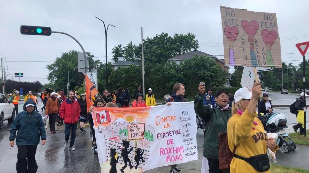 Ils poursuivent leur marche vers le chemin Roxham «pour l’ouvrir»